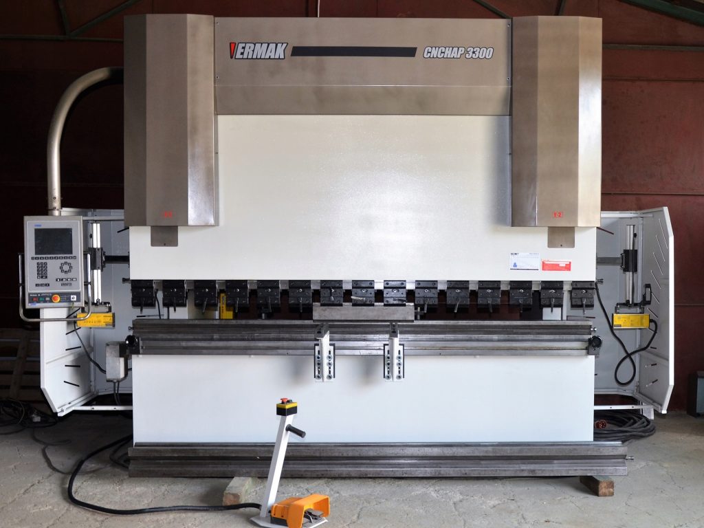 ERMAK CNC 3300 HAP HYDRAULIC PRESS BRAKE